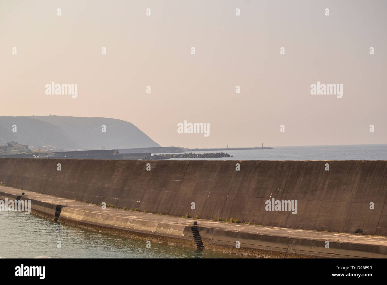 Japan sea wall hi-res stock photography and images - Alamy