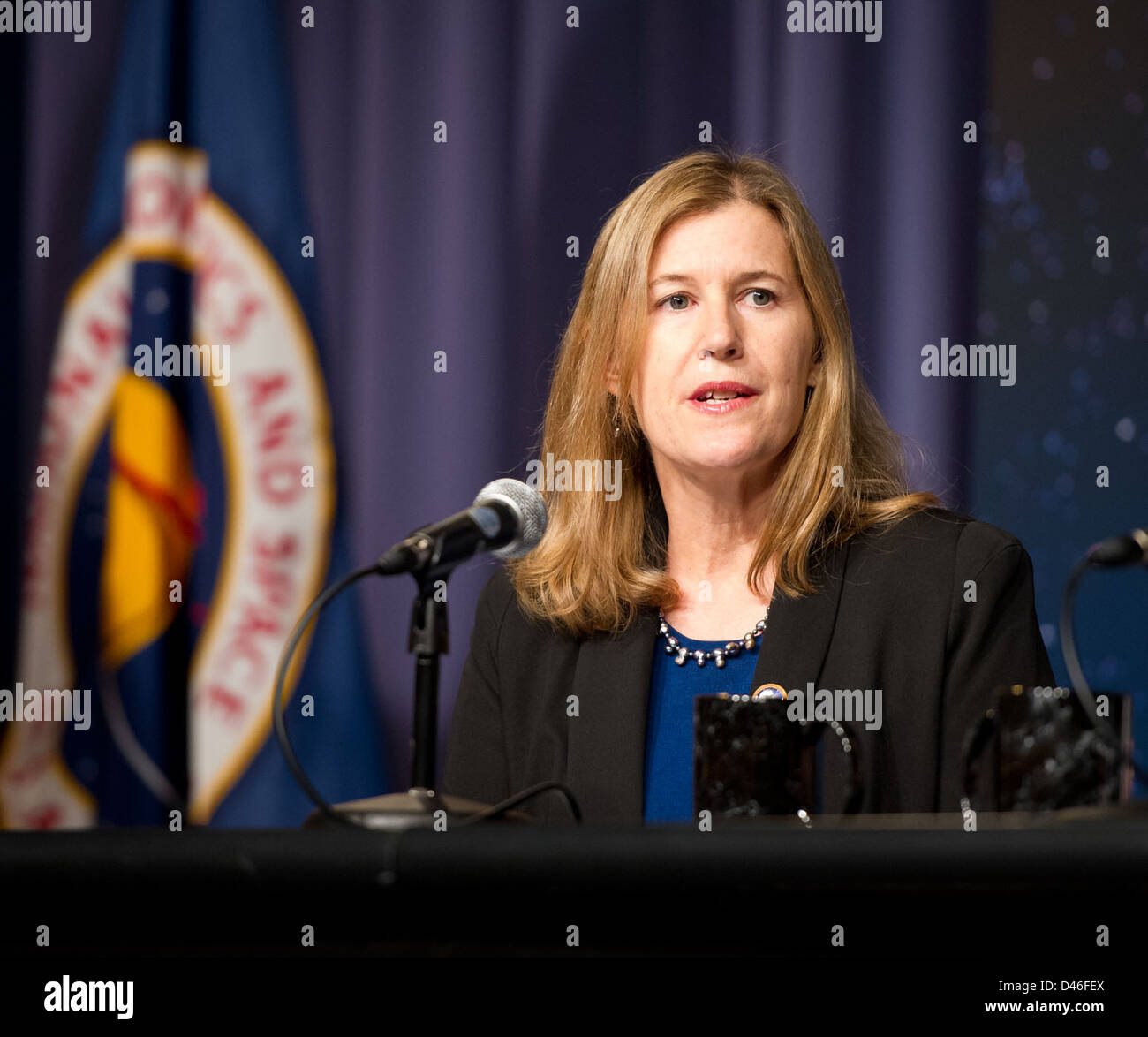 NASA's Dawn spacecraft provides a science update on its mission to the ...