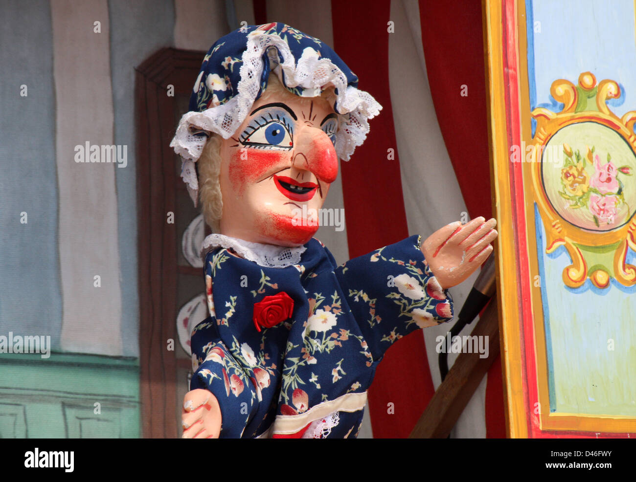 A Judy puppet during a traditional Punch and Judy children's show Stock ...