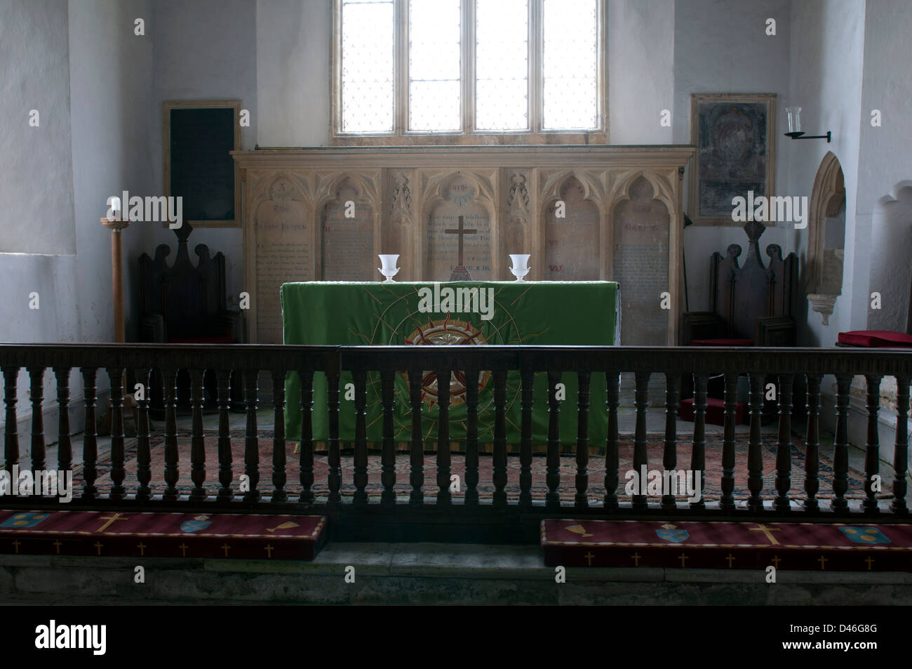 The sanctuary, St. Nicholas Church, Saintbury, Gloucestershire, England ...