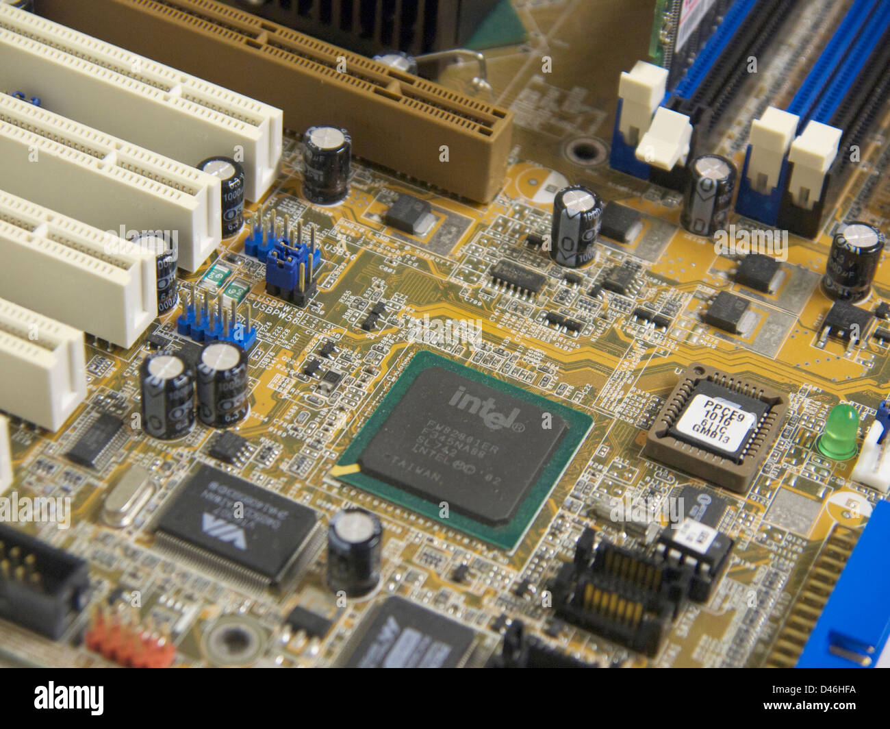 Modern motherboard pcb hi-res stock photography and images - Alamy