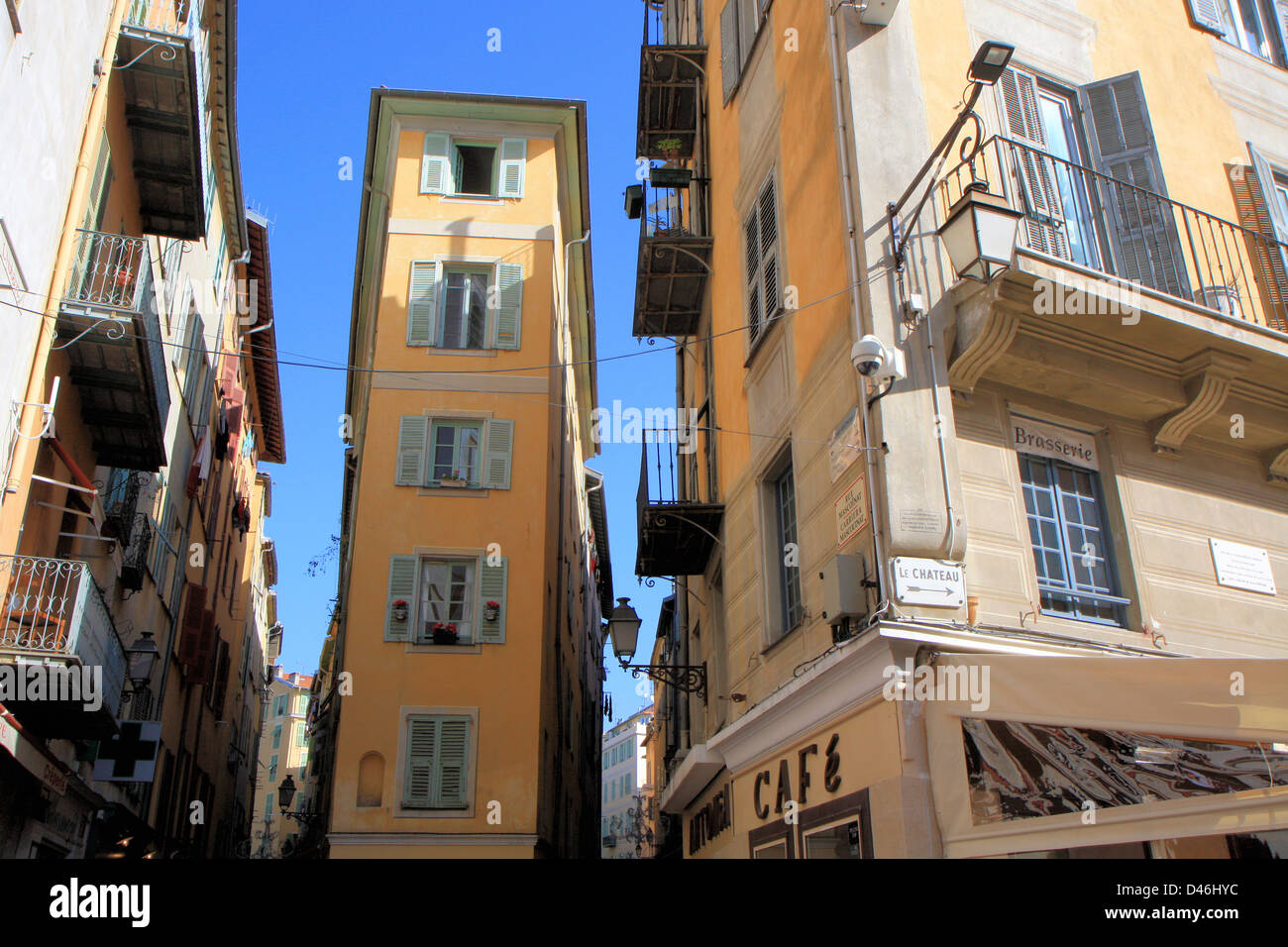 Nice colorful street architecture hi-res stock photography and images ...