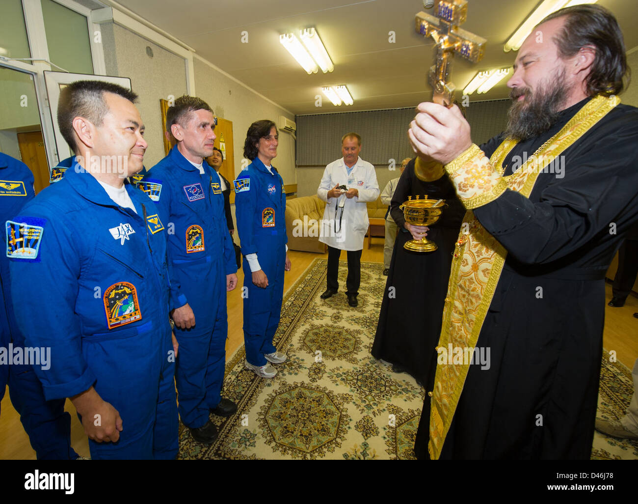 Expedition 32 Preflight (201207150007HQ Stock Photo - Alamy