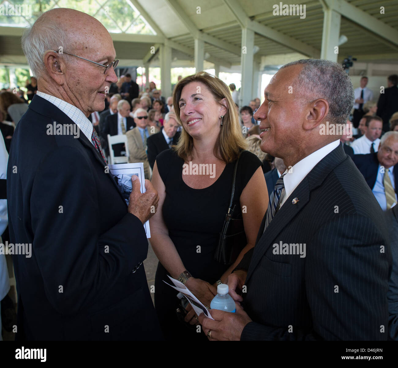 Neil Armstrong Family Memorial Service (201208310017HQ Stock Photo - Alamy