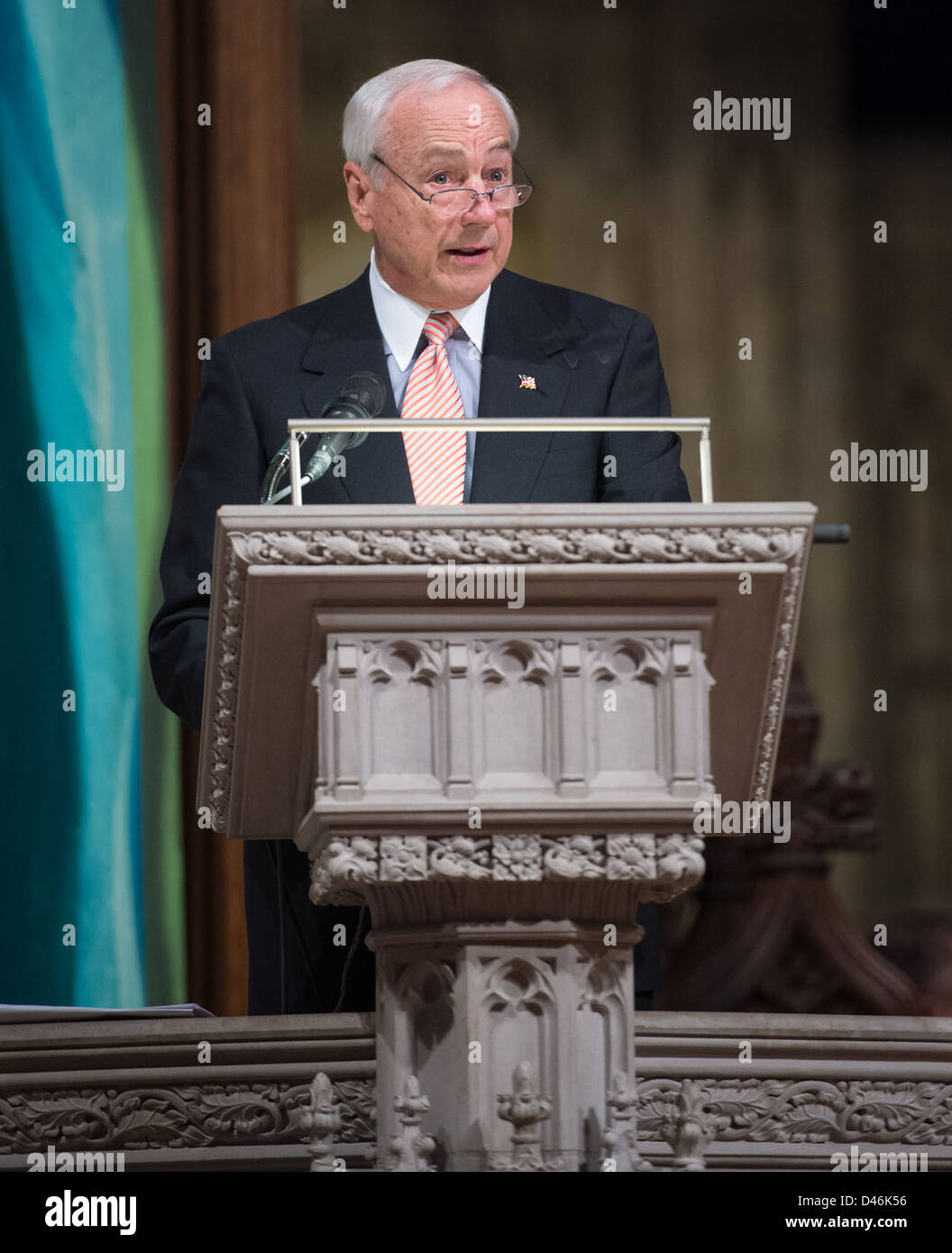 The memorial service for Apollo 11 astronaut Neil Armstrong was held at ...