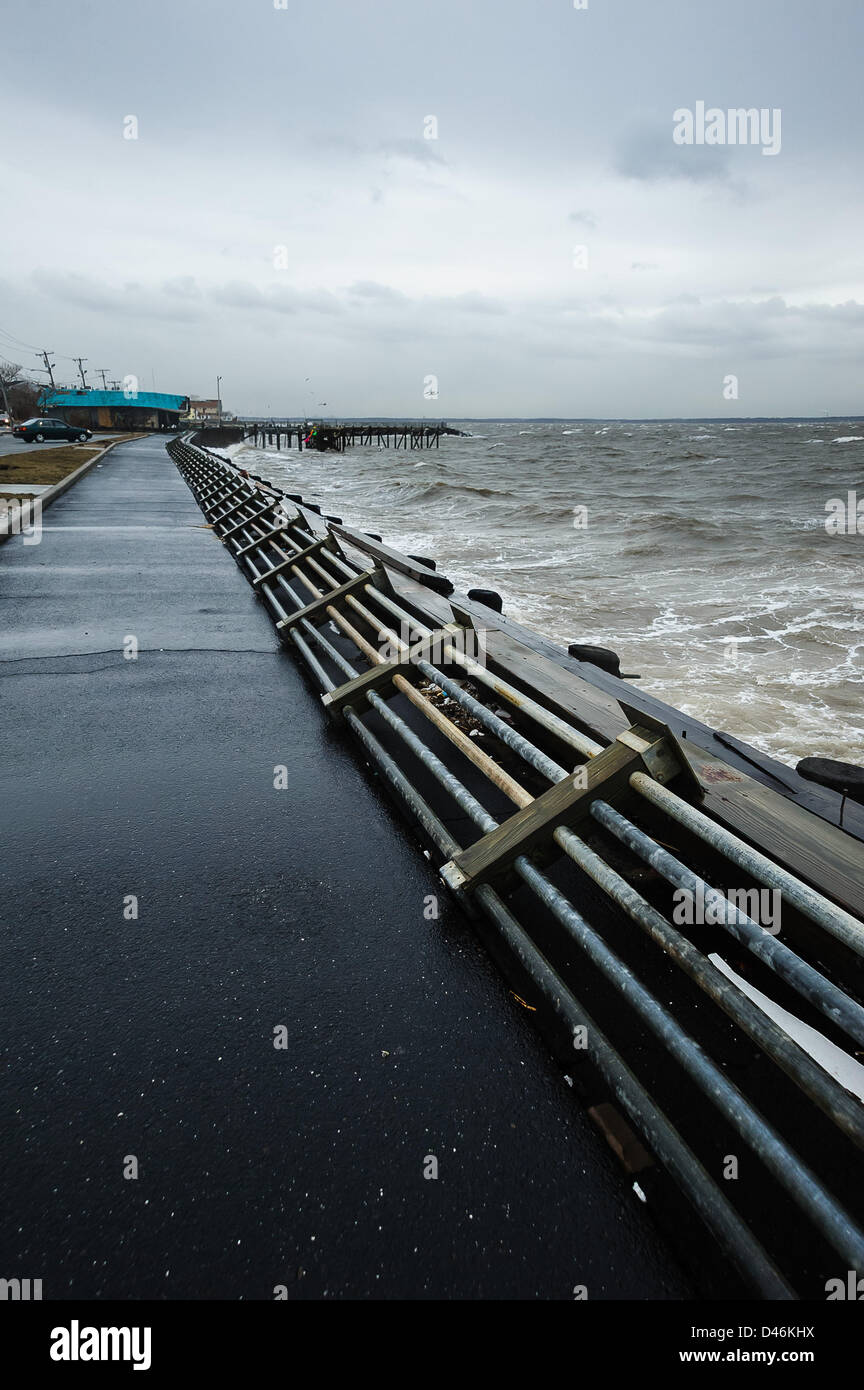 Repaired seawall hi-res stock photography and images - Alamy