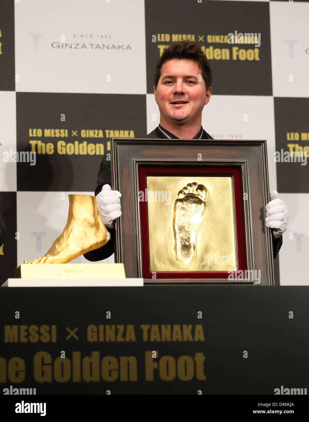 'The Golden Foot' (a one of a kind product) a pure gold replica of ...