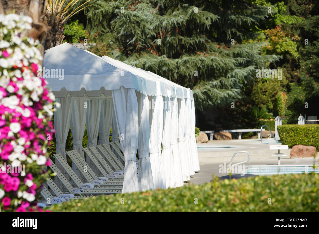 Cabana tents hi-res stock photography and images - Alamy