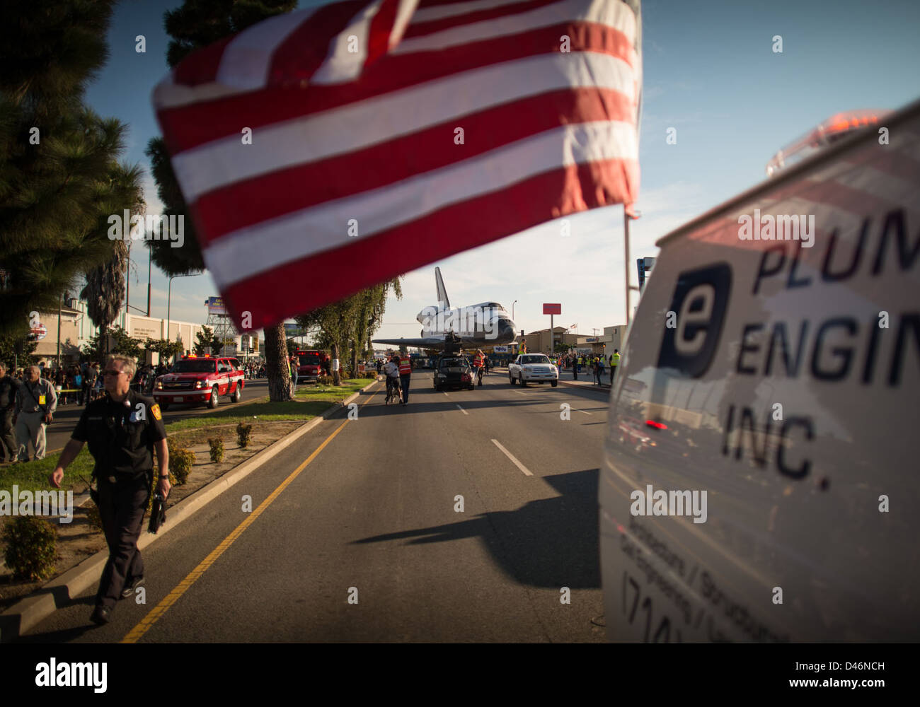 The Space Shuttle Endeavour is moved through Los Angeles, California ...