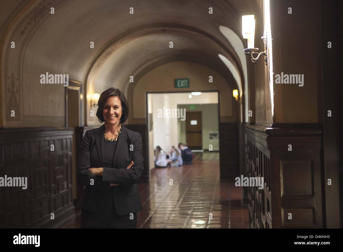 Elizabeth archer hi-res stock photography and images - Alamy