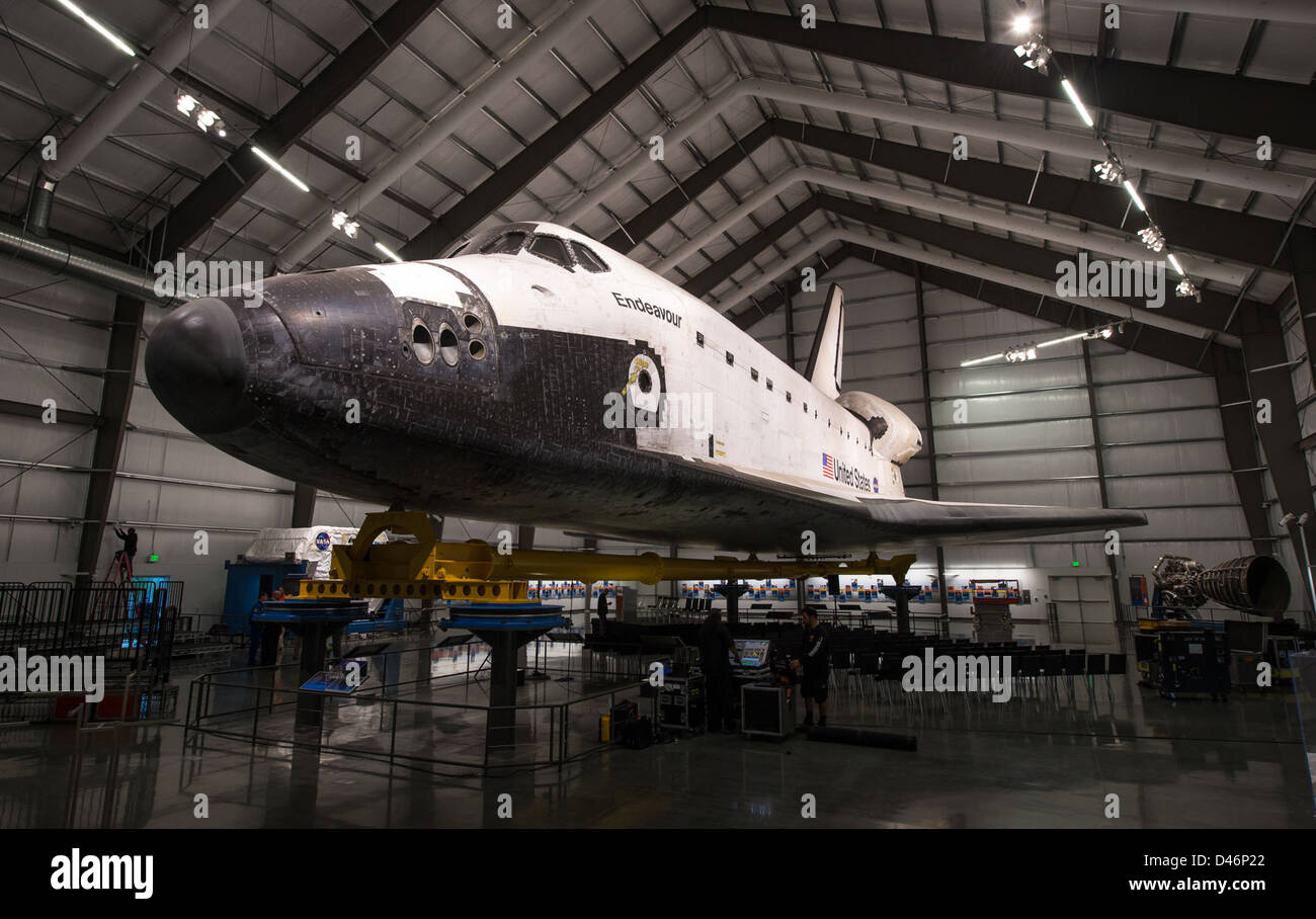 Grand opening space shuttle hi-res stock photography and images - Alamy