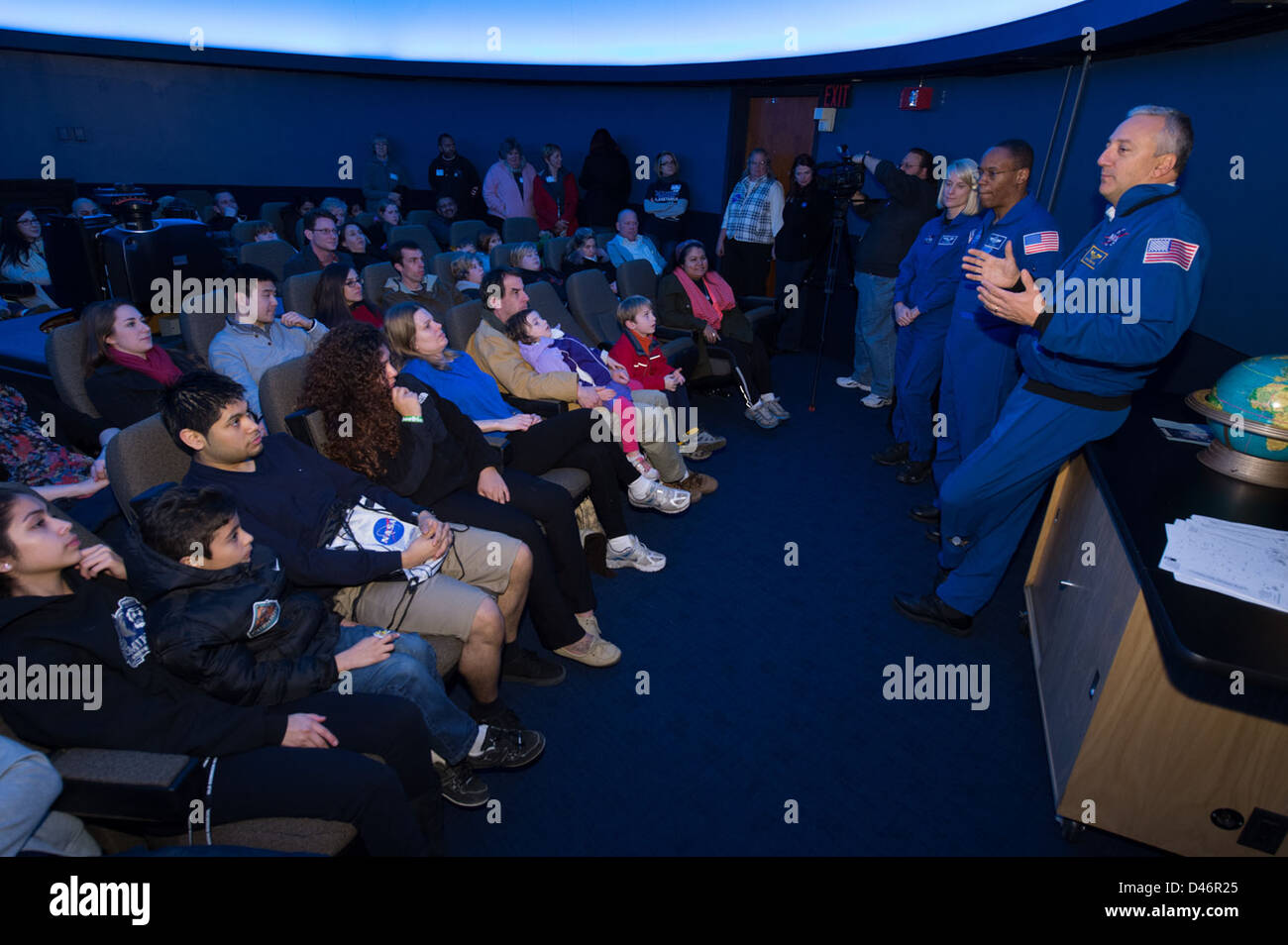 NASA hosted a Star Party at Washington-Lee High School in Arlington ...