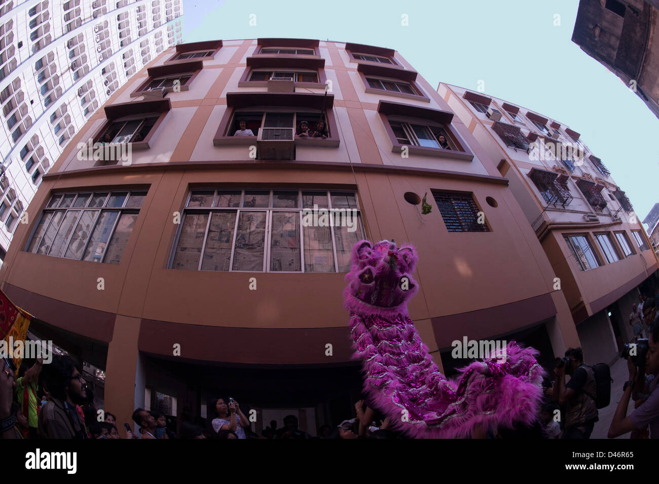 Kolkata high rise hi-res stock photography and images - Alamy