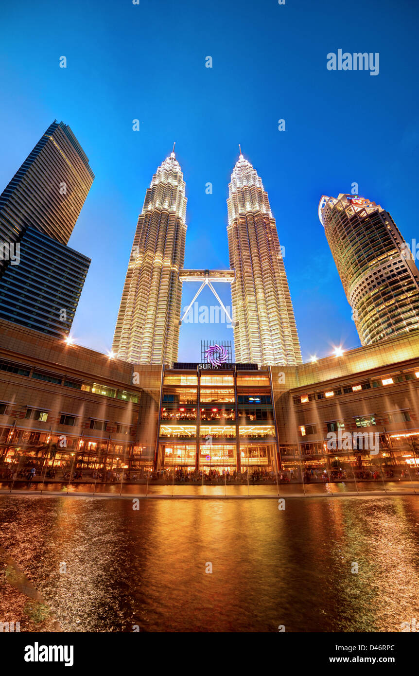 The view of Petronas Twin Towers at Kuala Lumpur City Centre (KLCC ...