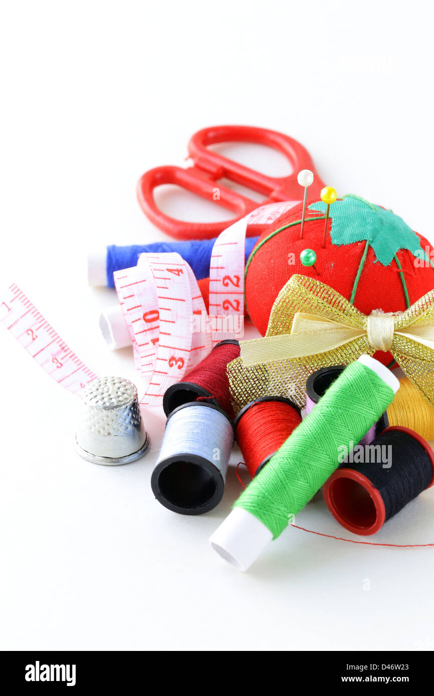 Coils threads hi-res stock photography and images - Alamy