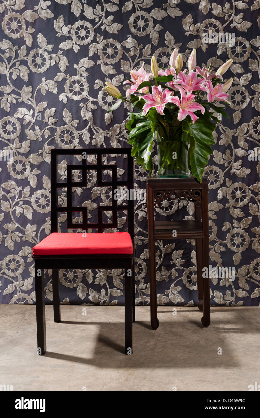 Black red Chair and side table furniture with elegant wall decoration ...