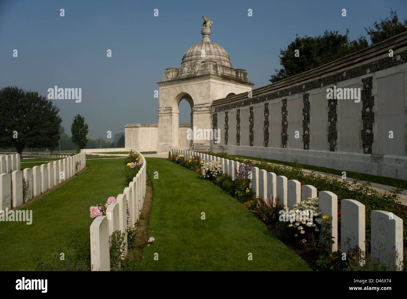 Tyne Cot British First World war cemetery on Passchendaele ridge in ...