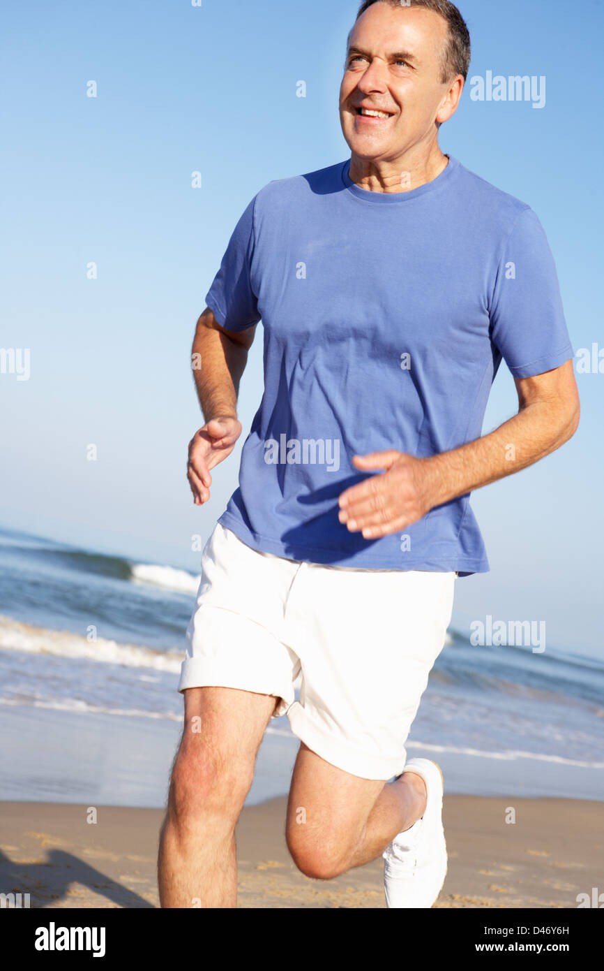 Fit older men hi-res stock photography and images - Alamy