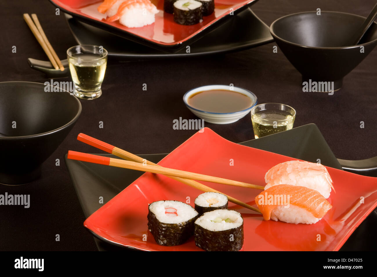 Japan traditional table setting hi-res stock photography and images - Alamy