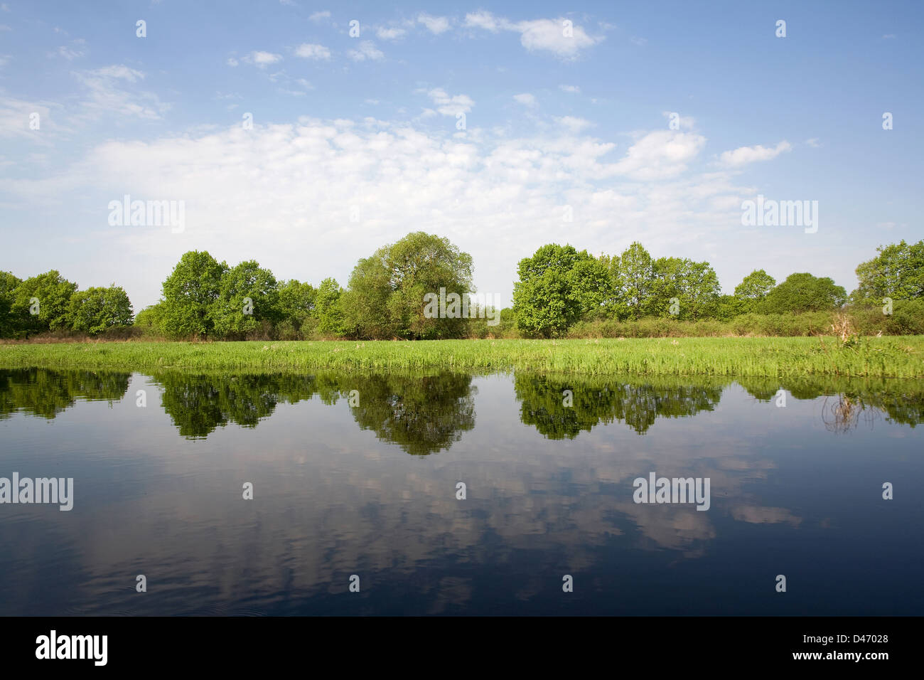 Riverine landscape hi-res stock photography and images - Alamy