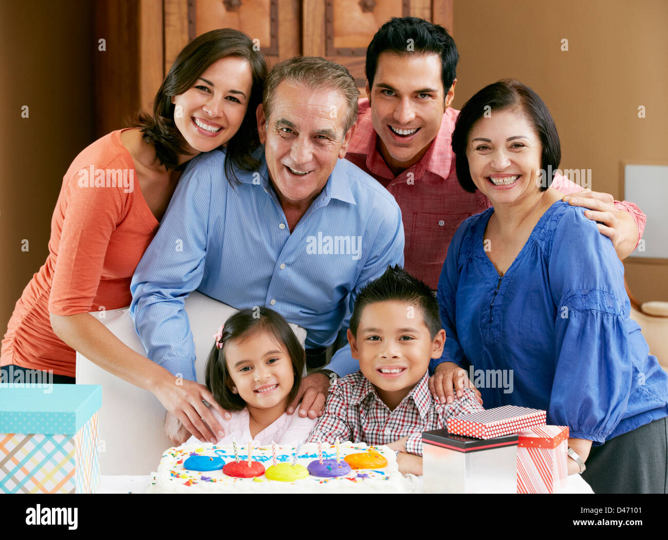 Childrens birthday hi-res stock photography and images - Alamy