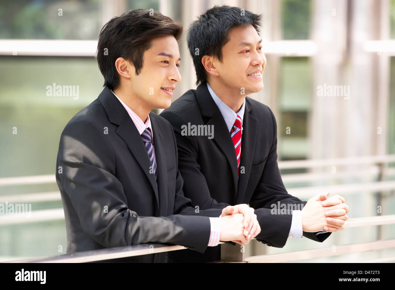 Chinese businessmen hi-res stock photography and images - Alamy