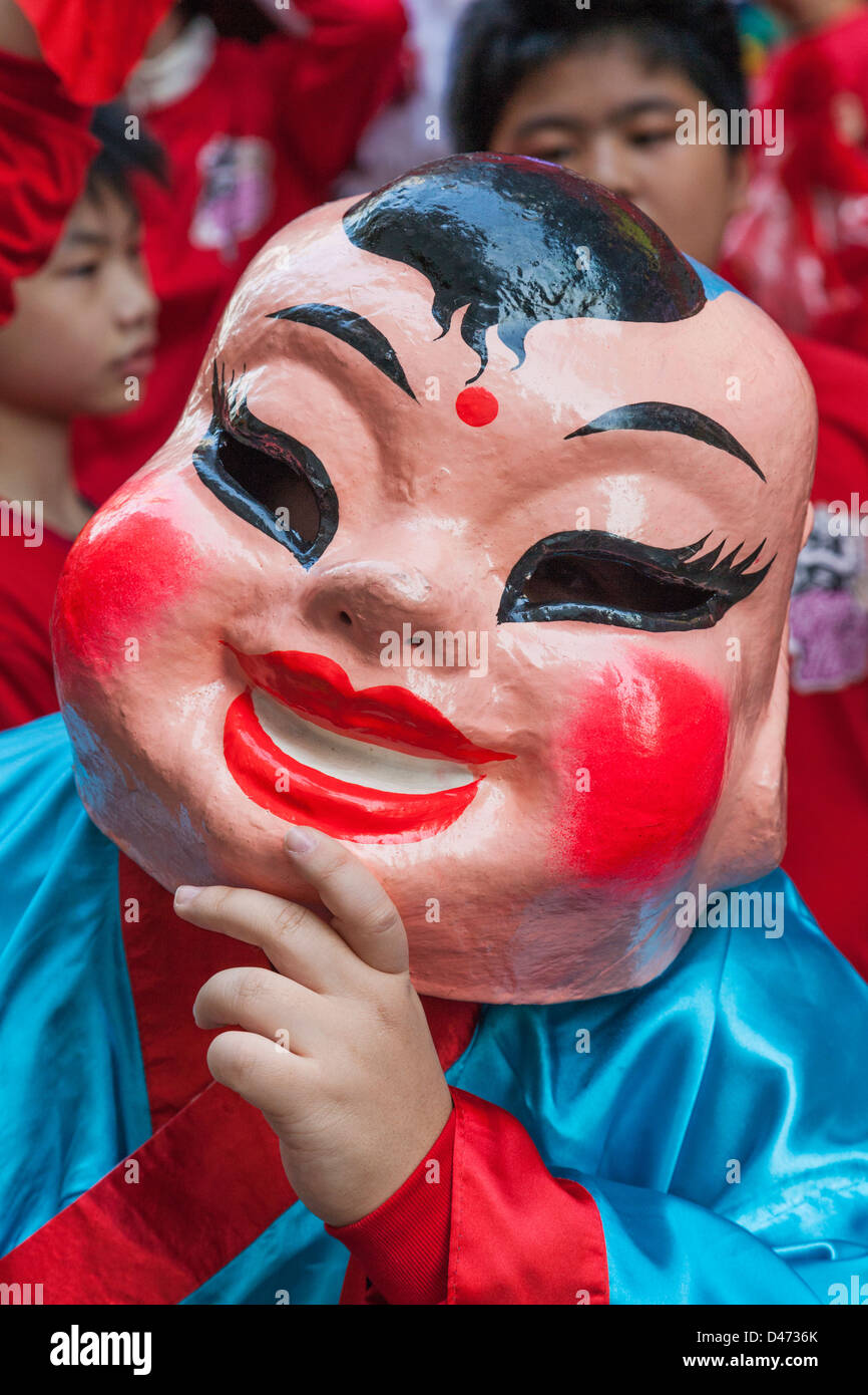 Lucky god costume hi-res stock photography and images - Alamy