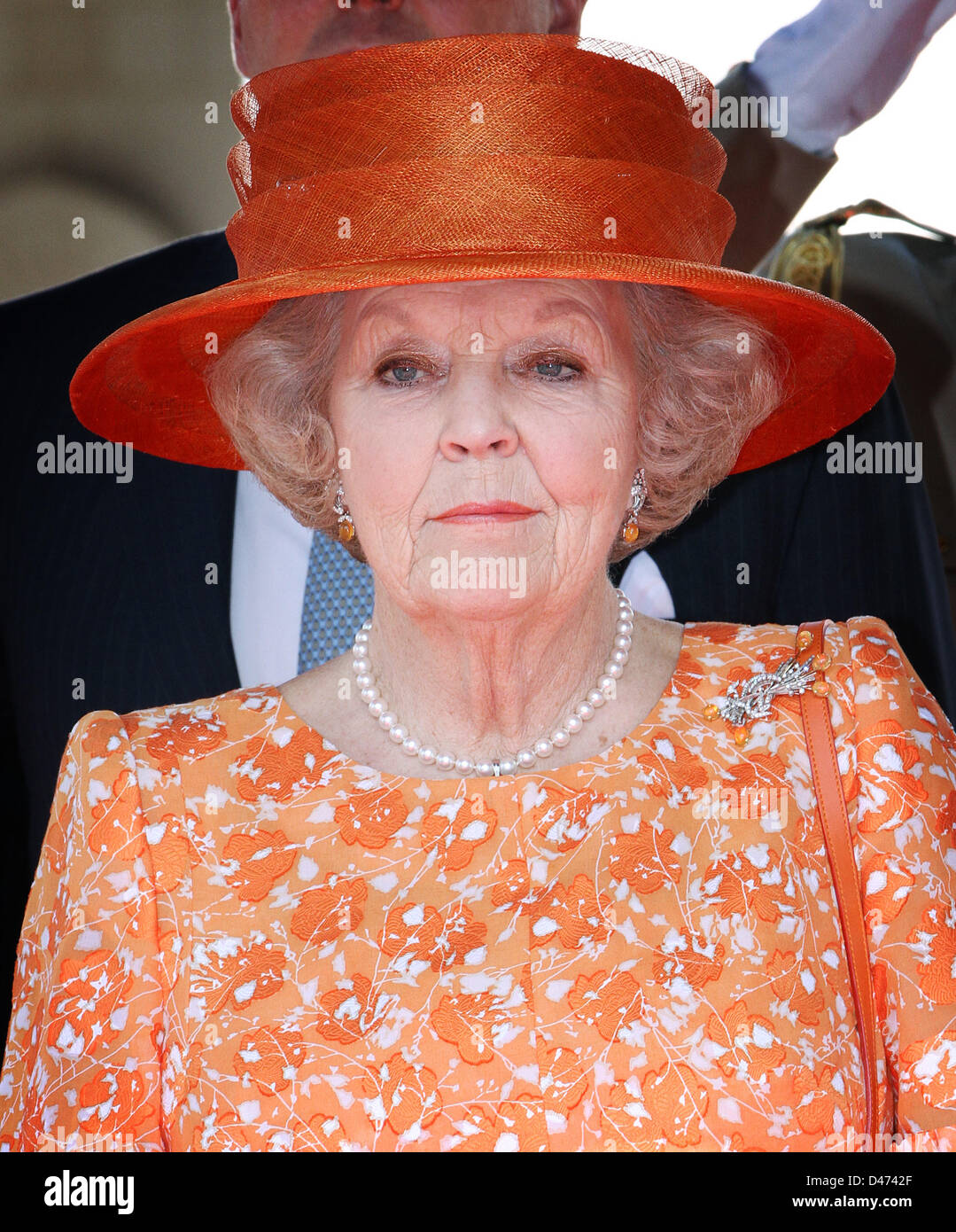 Queen beatrix of the netherlands oman hi-res stock photography and ...