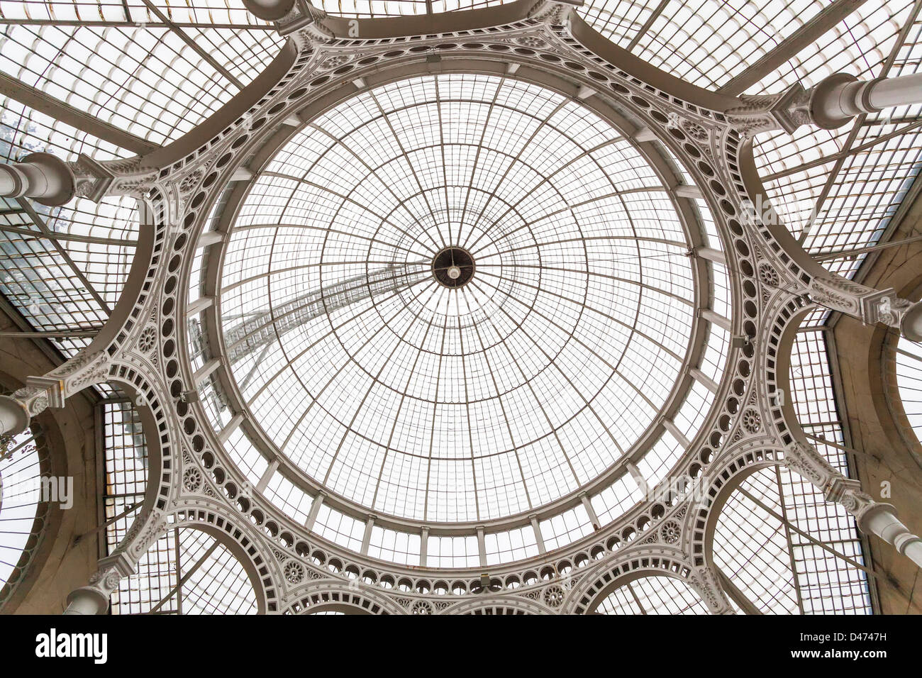 Syon house great conservatory glass hi-res stock photography and images ...