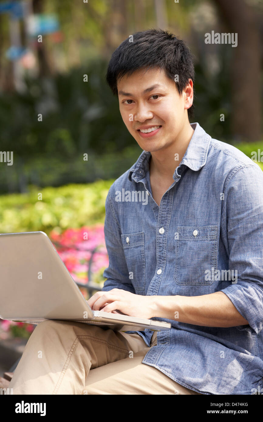Working young adult male asia hi-res stock photography and images - Alamy