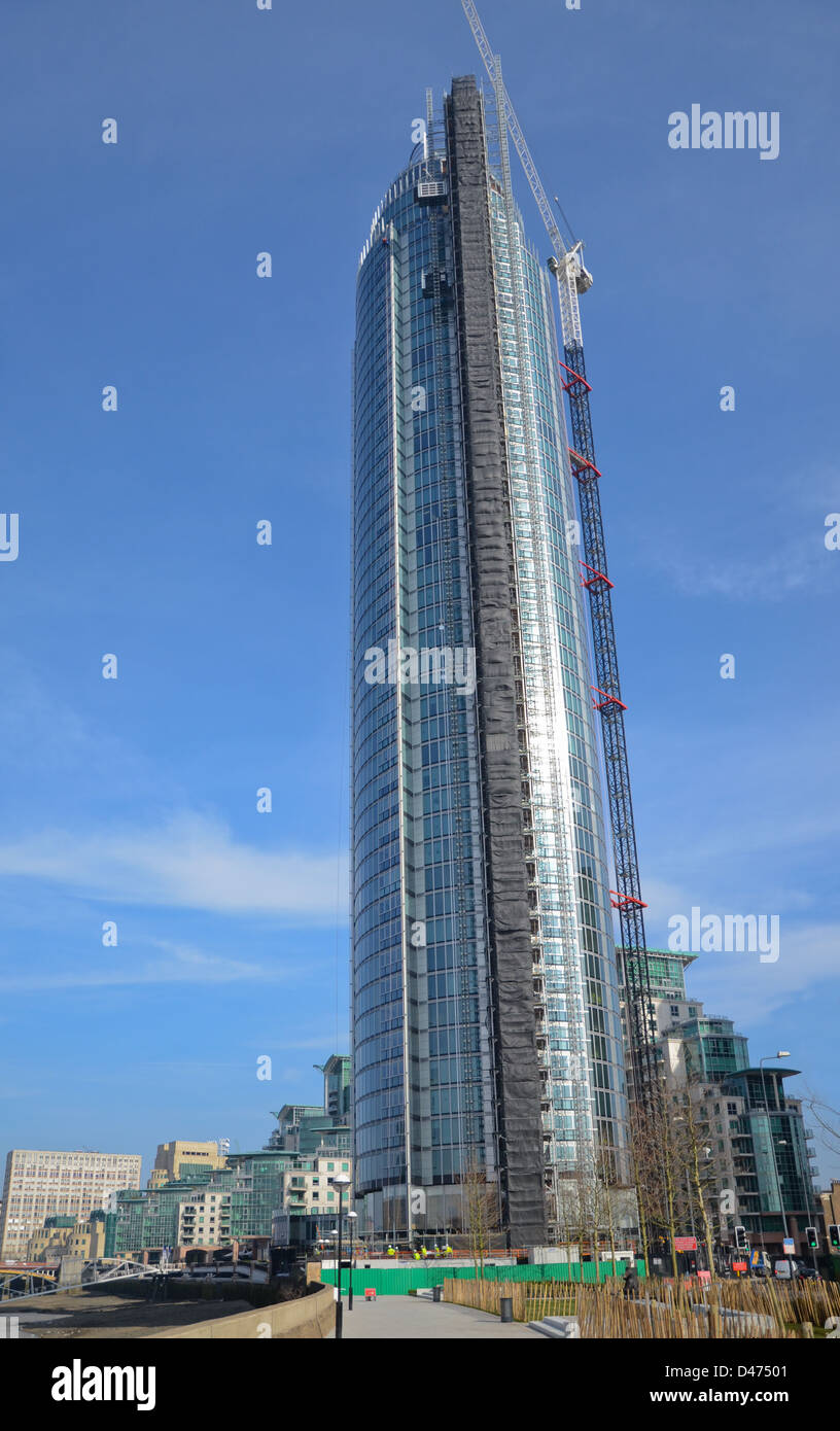 The St. George Tower at St. George Wharf in Vauxhall, London Stock ...
