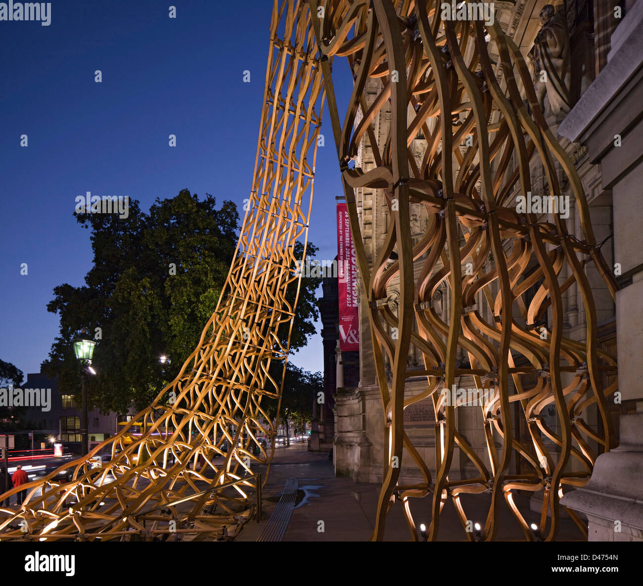 Timber Wave, Installation for London Design Festival 2011, London ...