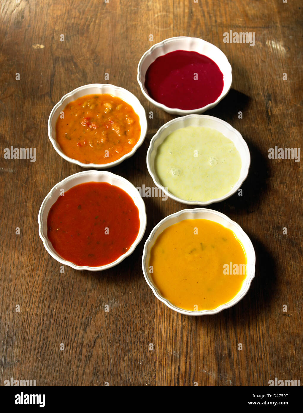 Five bowls hi-res stock photography and images - Alamy