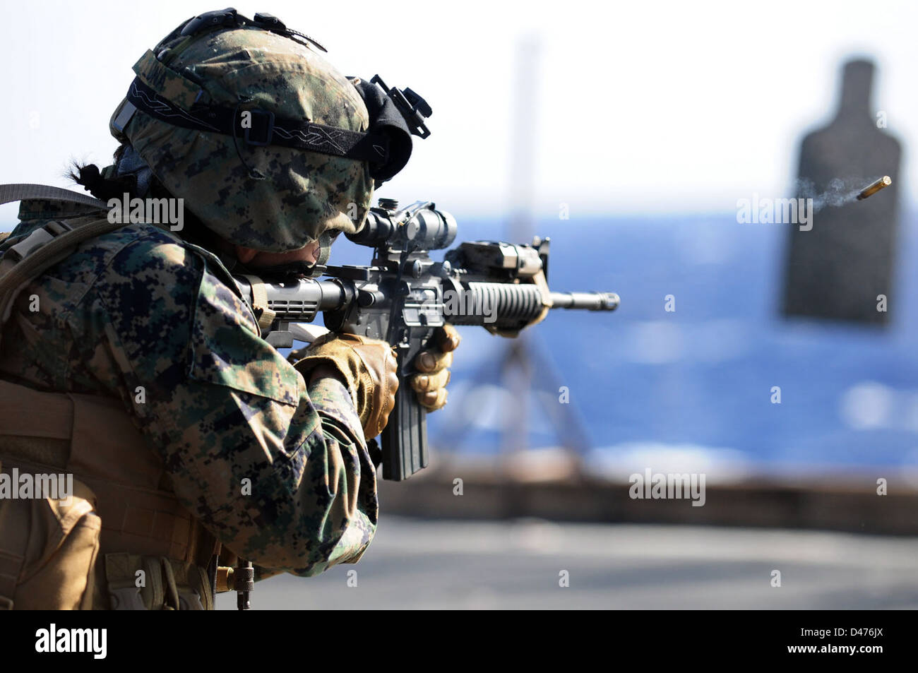 Uss comstock hi-res stock photography and images - Alamy