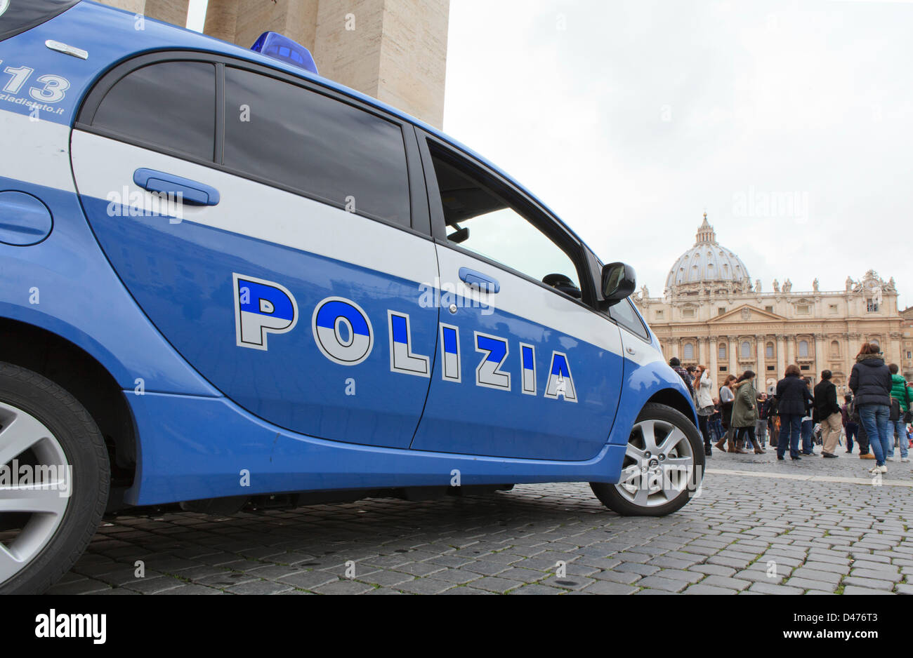 Italian police car hi-res stock photography and images - Alamy