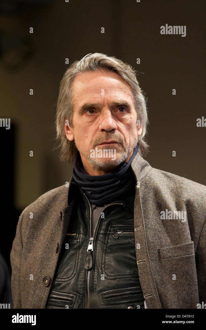 Mr jeremy irons hi-res stock photography and images - Alamy