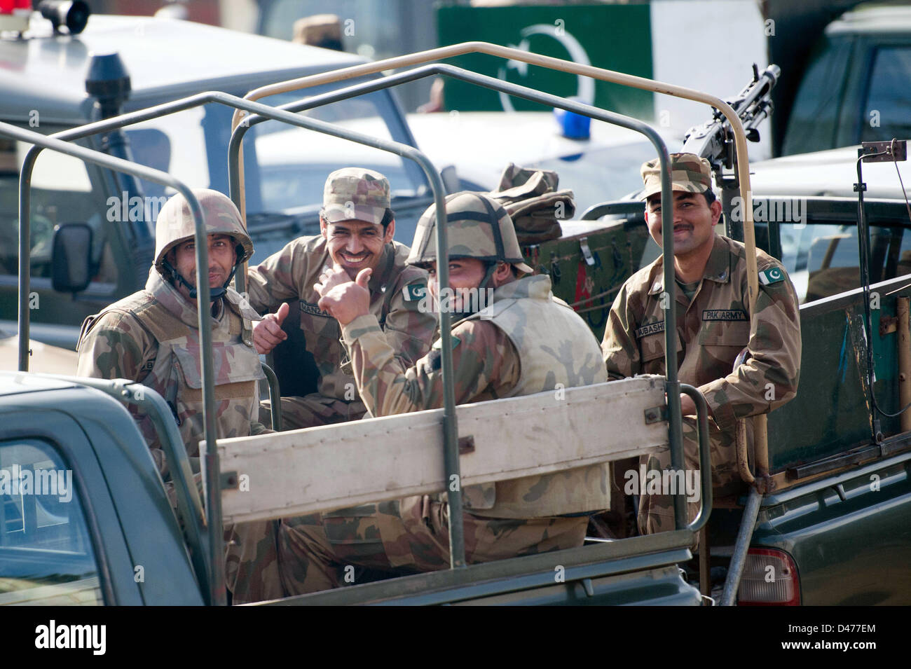 Swat District, Pakistan. 7th March 2013. Pakistani soldiers patrol in ...