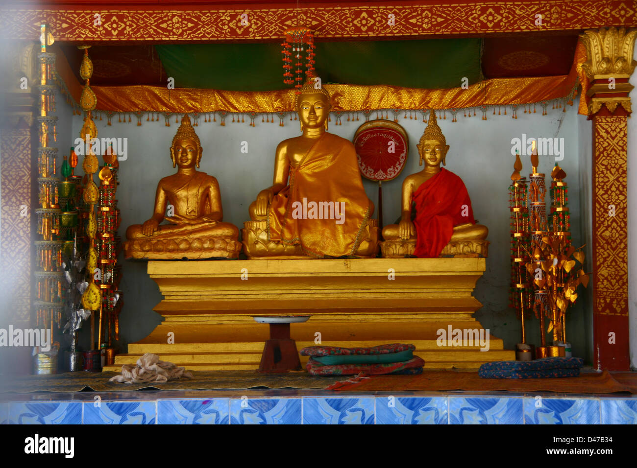 Wat (temple) in Luang Prabang Stock Photo - Alamy