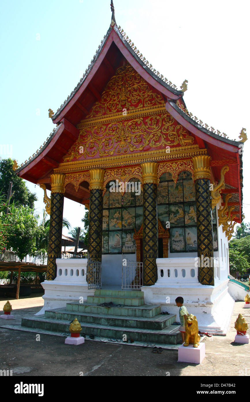 Wat (temple) in Luang Prabang Stock Photo - Alamy