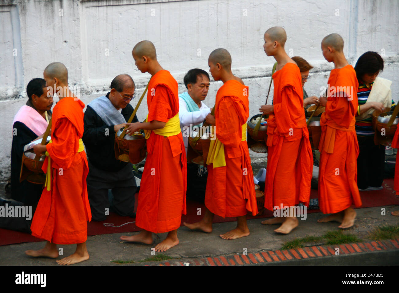 Luang prabang monks meditating hi-res stock photography and images - Alamy