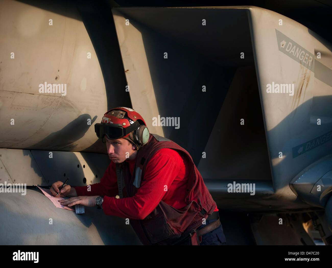 Ordnance load hi-res stock photography and images - Alamy