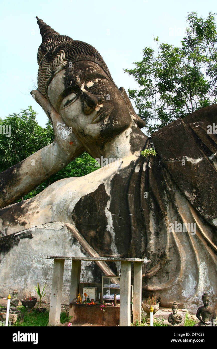 Sculptures of hindu deities hi-res stock photography and images - Alamy