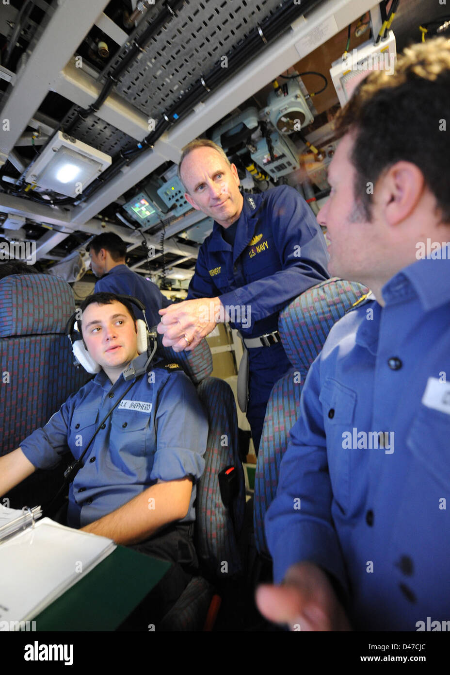 Hms astute hi-res stock photography and images - Alamy