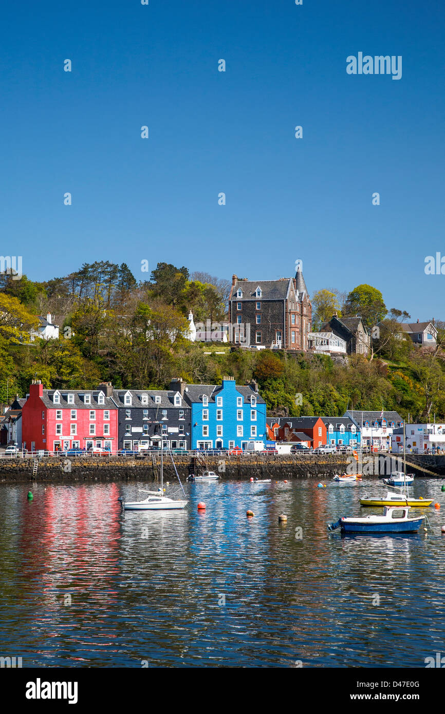 Waterfront at Tobermory, Isle of Mull, Scotland uk Stock Photo - Alamy