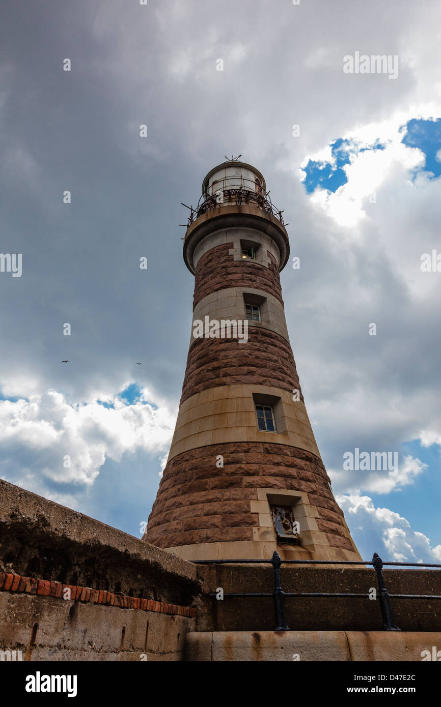 Stone lighthouse hi-res stock photography and images - Alamy