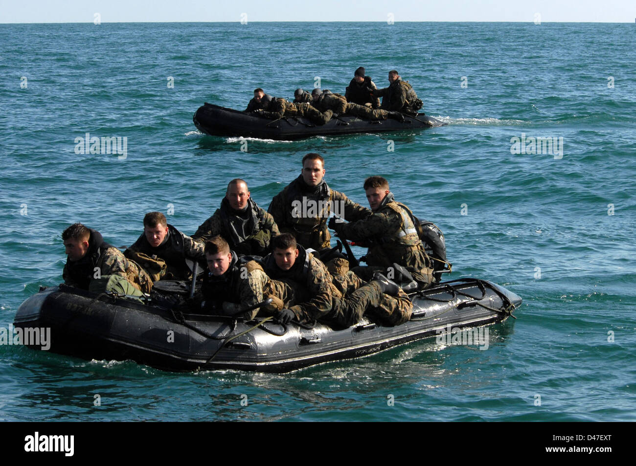 Combat rubber raiding crafts hi-res stock photography and images - Alamy