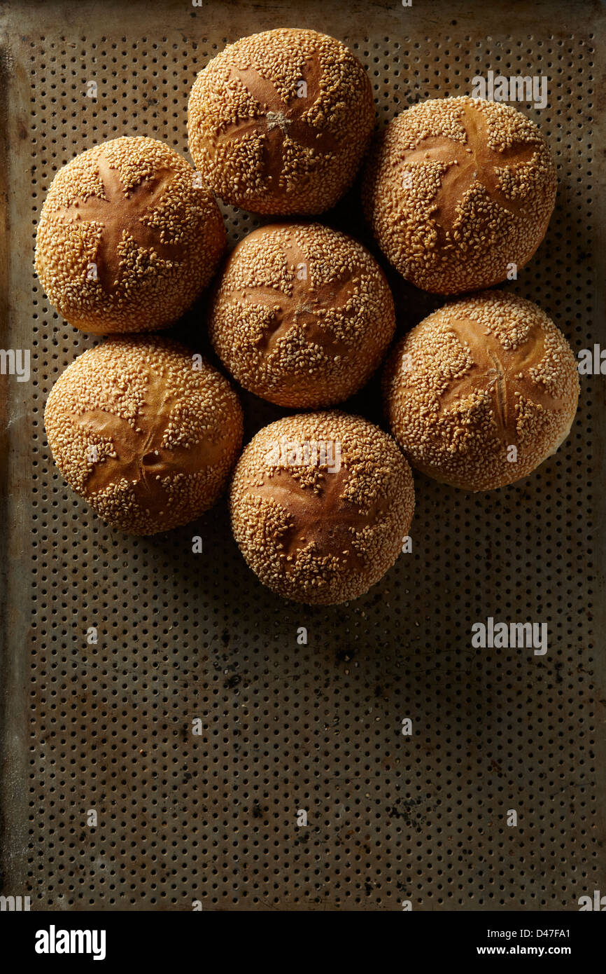 Baked buns hi-res stock photography and images - Alamy