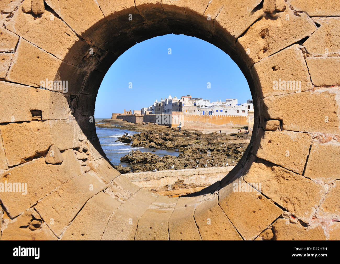 Port hole window hi-res stock photography and images - Alamy