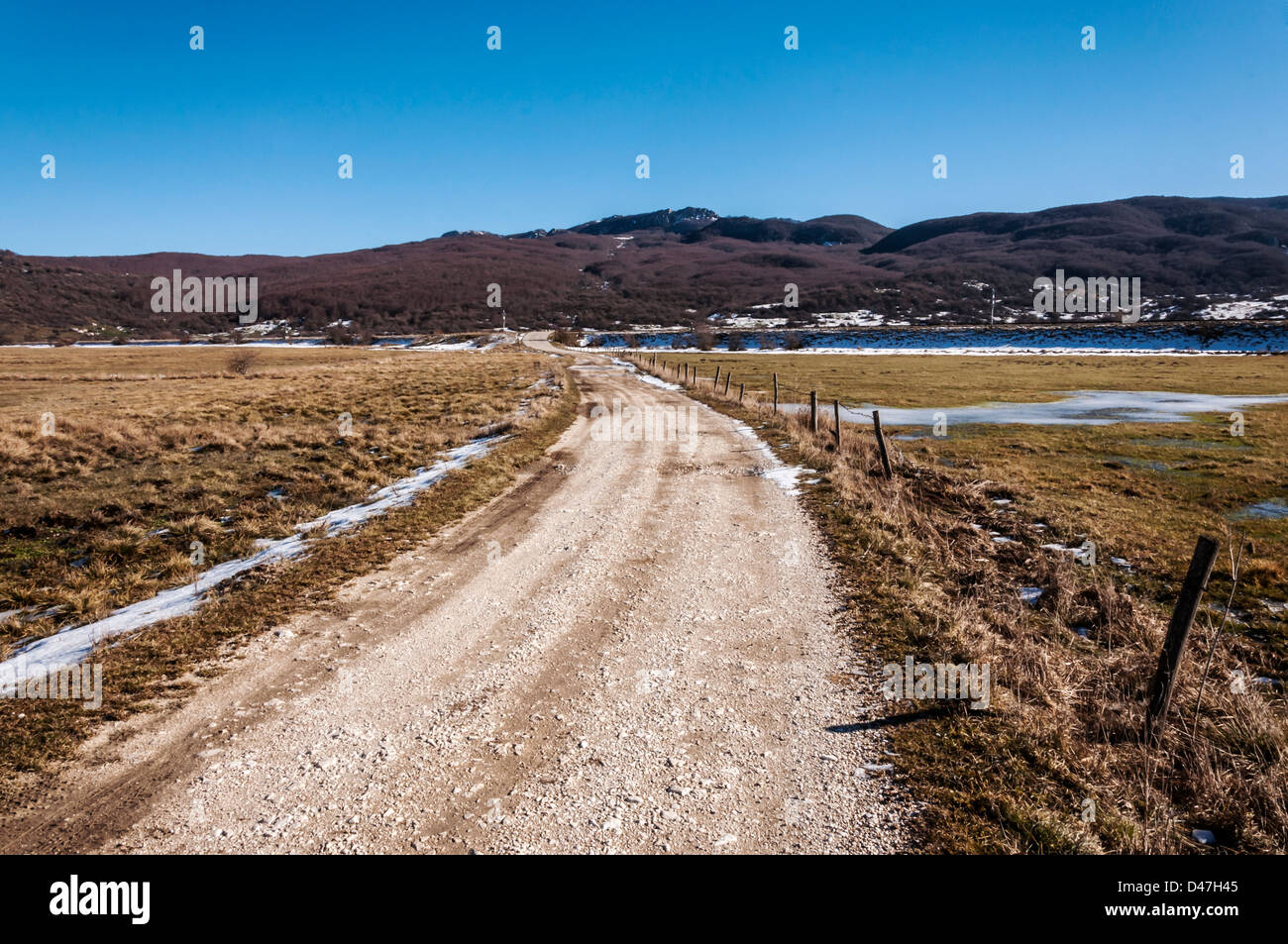 Mountain landscape in abruzzo hi-res stock photography and images - Alamy