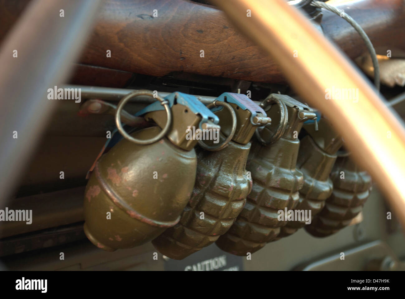 Hand grenades hi-res stock photography and images - Alamy